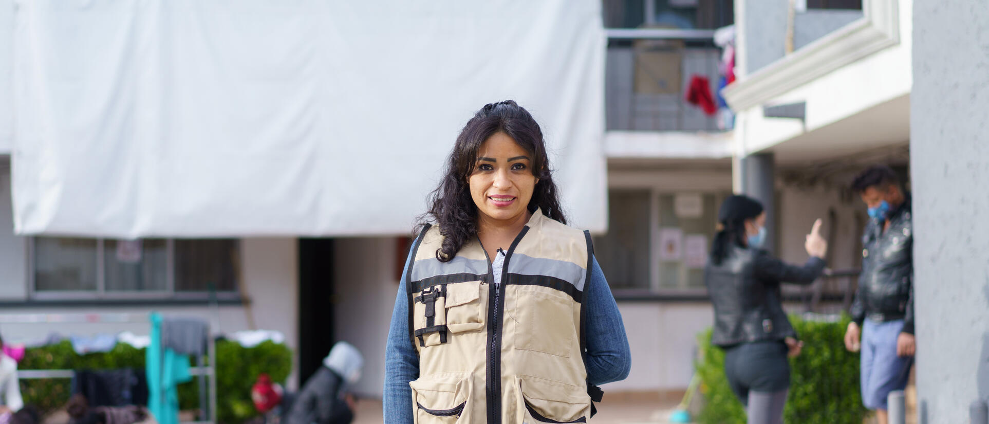 Separated from her children, Rosa gives back to other migrants ...