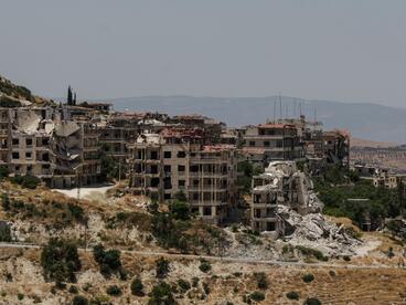 A Syrian father describes the terror families are facing in Idlib | The IRC