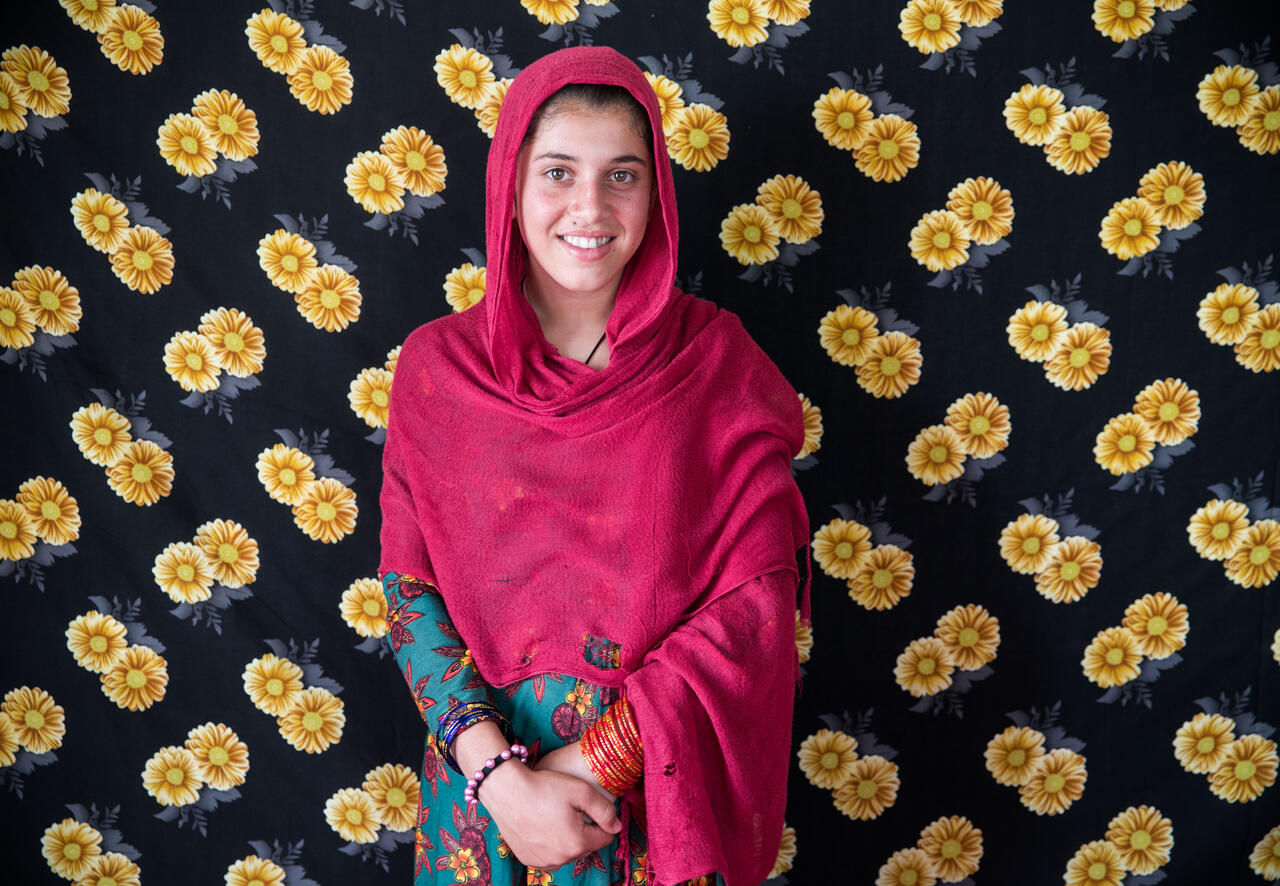 Meet 5 Afghan girls determined to get an education | The IRC