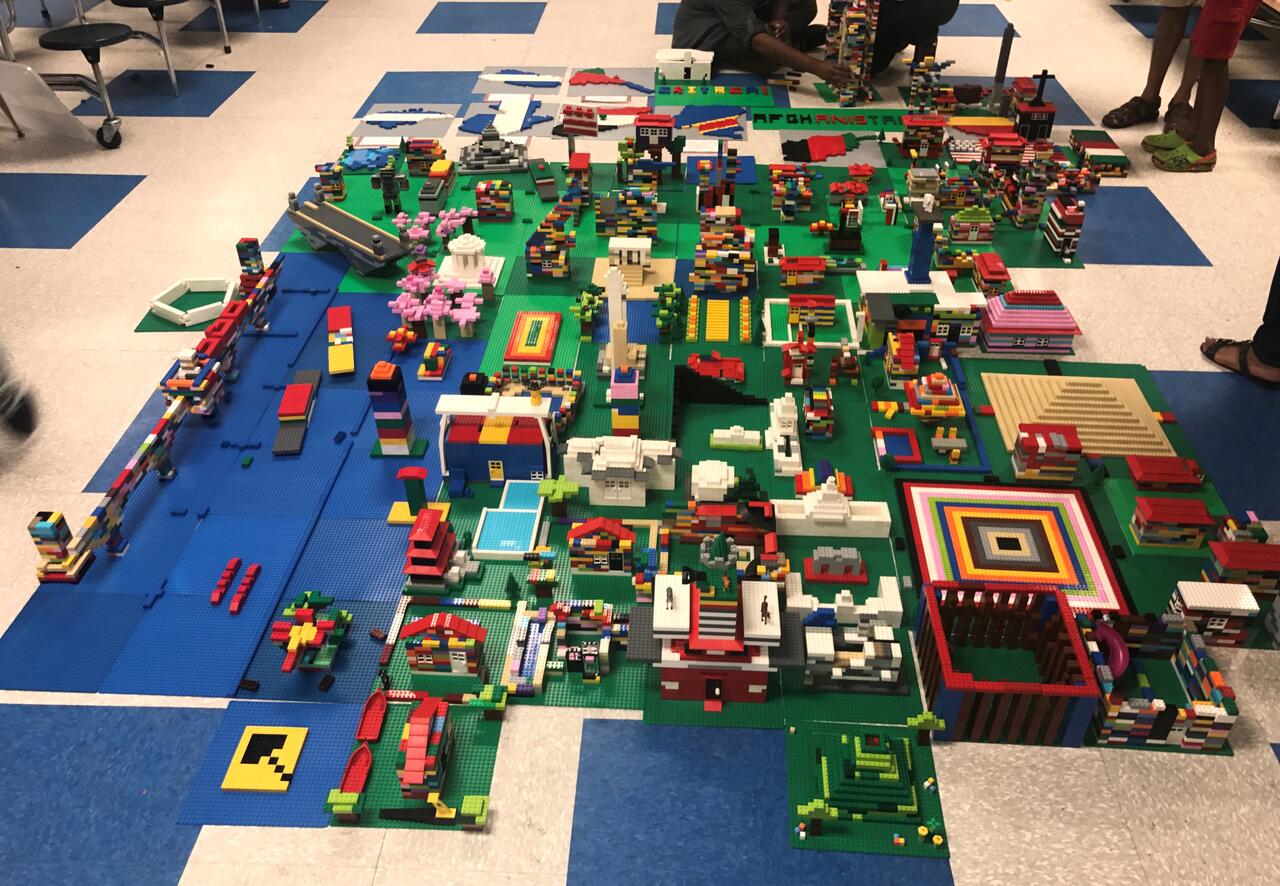 Building community for refugee youth, one LEGO at a time | The IRC