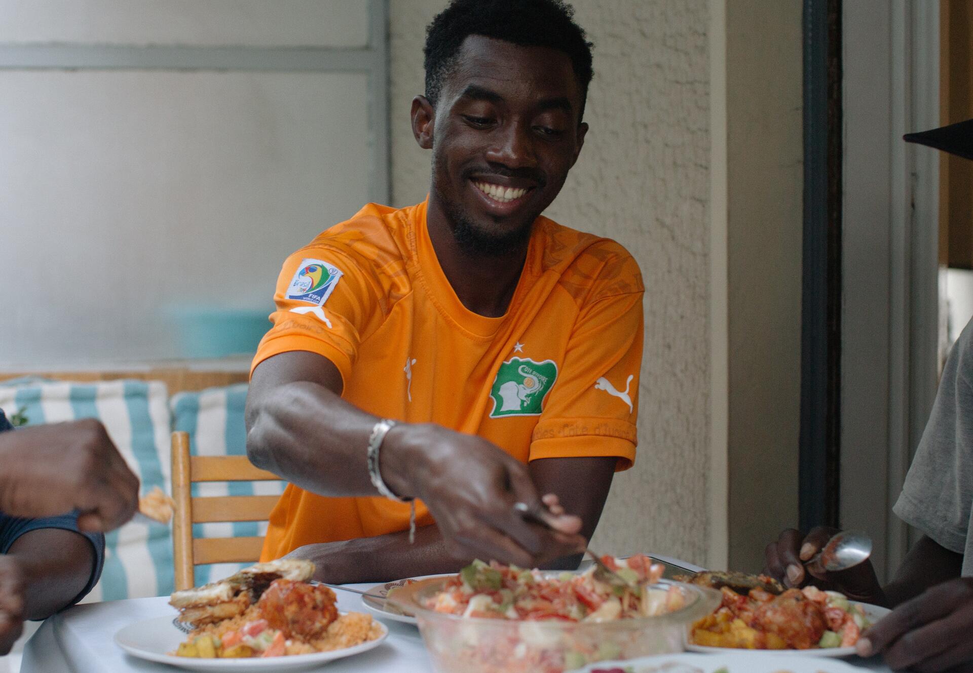 Meet Moussa: The refugee chef bringing the Ivory Coast to Athens | The IRC