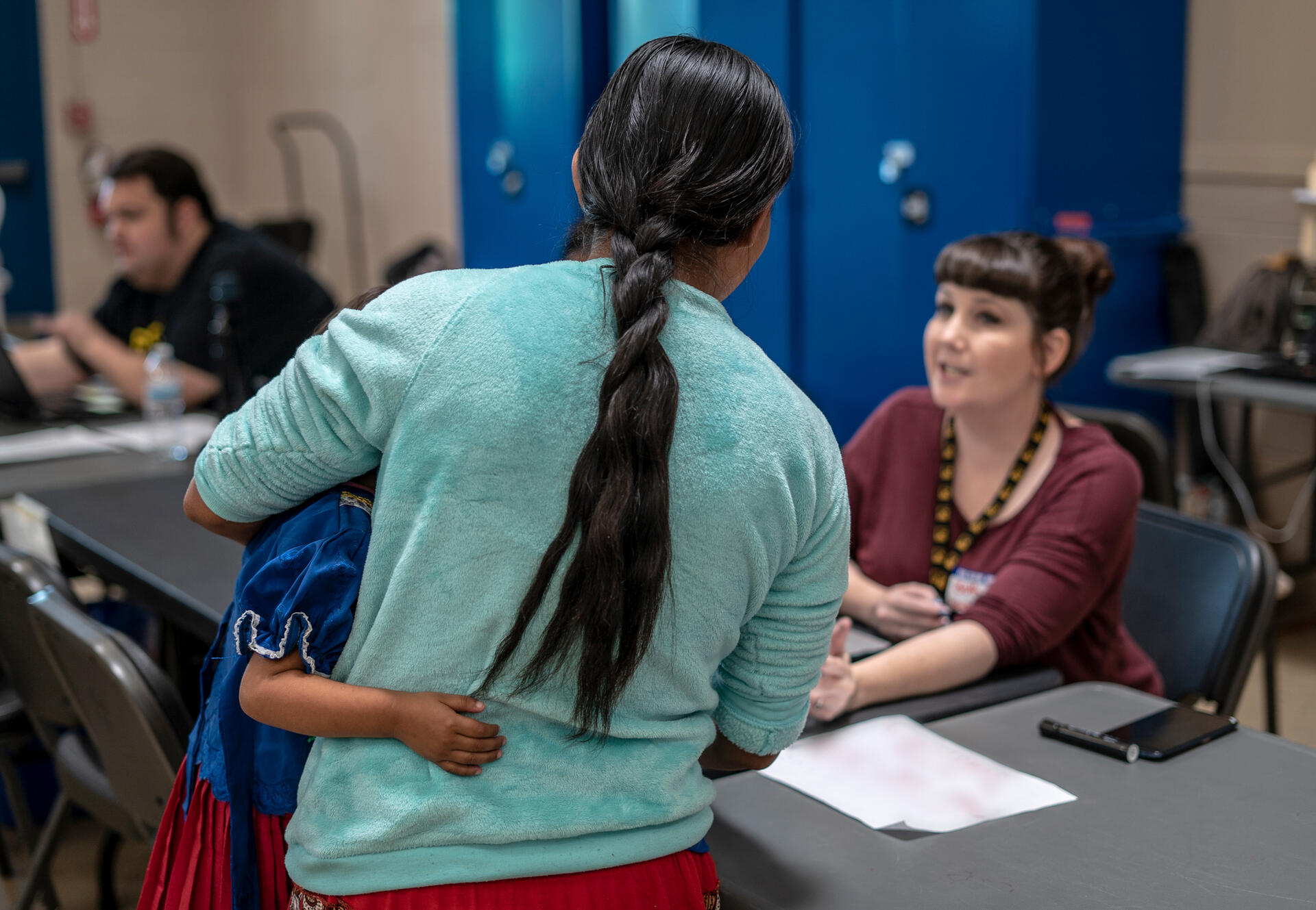 An inside look at how the IRC is helping asylum seekers in the U.S ...