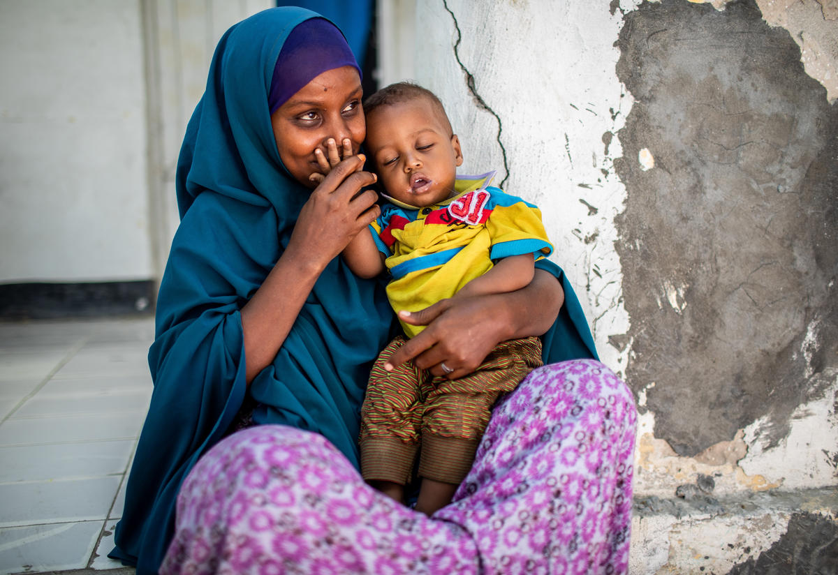 Portraits of courageous Somali mothers fighting to survive hunger ...
