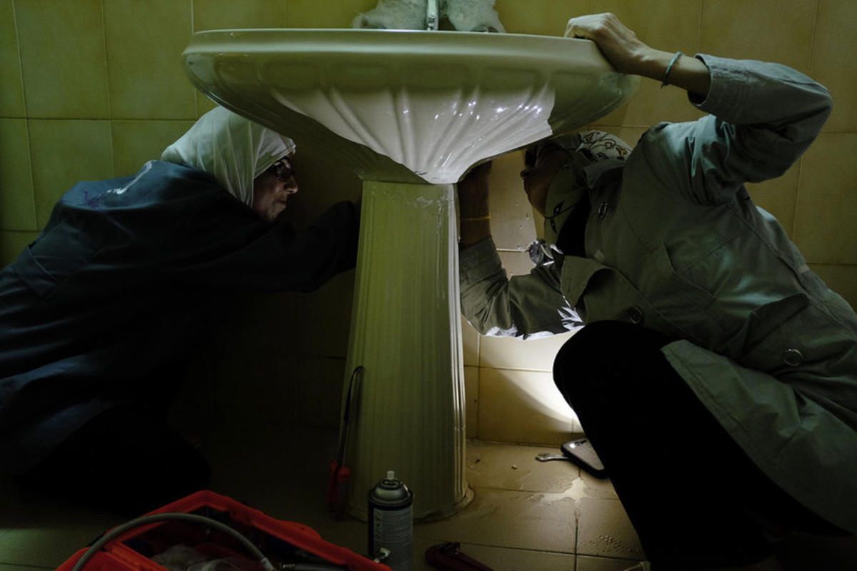 Breaking down barriers for women and girls | International Rescue ...