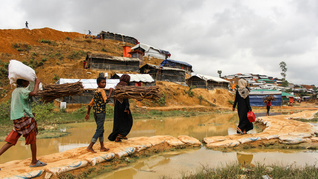 Why is the monsoon season so dangerous for Rohingya refugees in ...