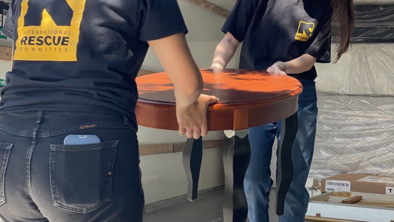 IRC Louisville Home Setup Volunteer | The IRC