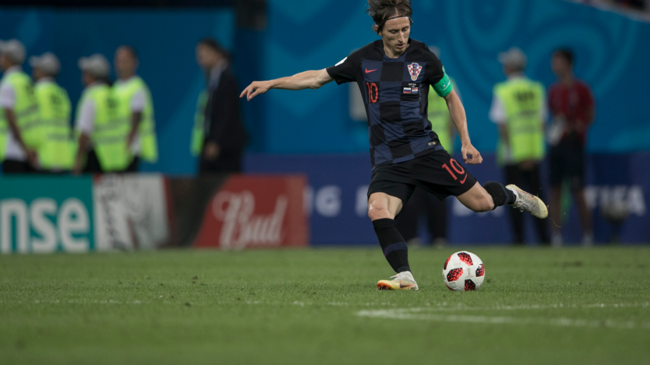 Five famous football players who fled war | The IRC