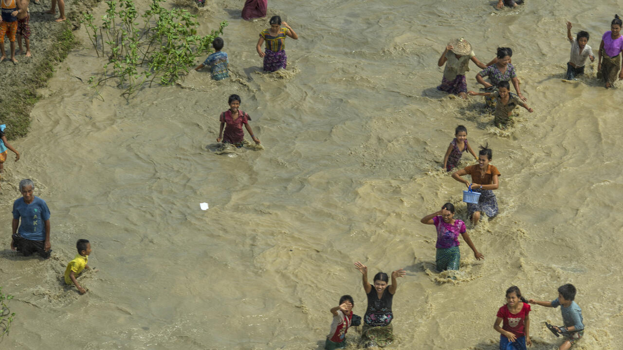 Cyclone Komen and heavy monsoon rains affect more than a million people ...
