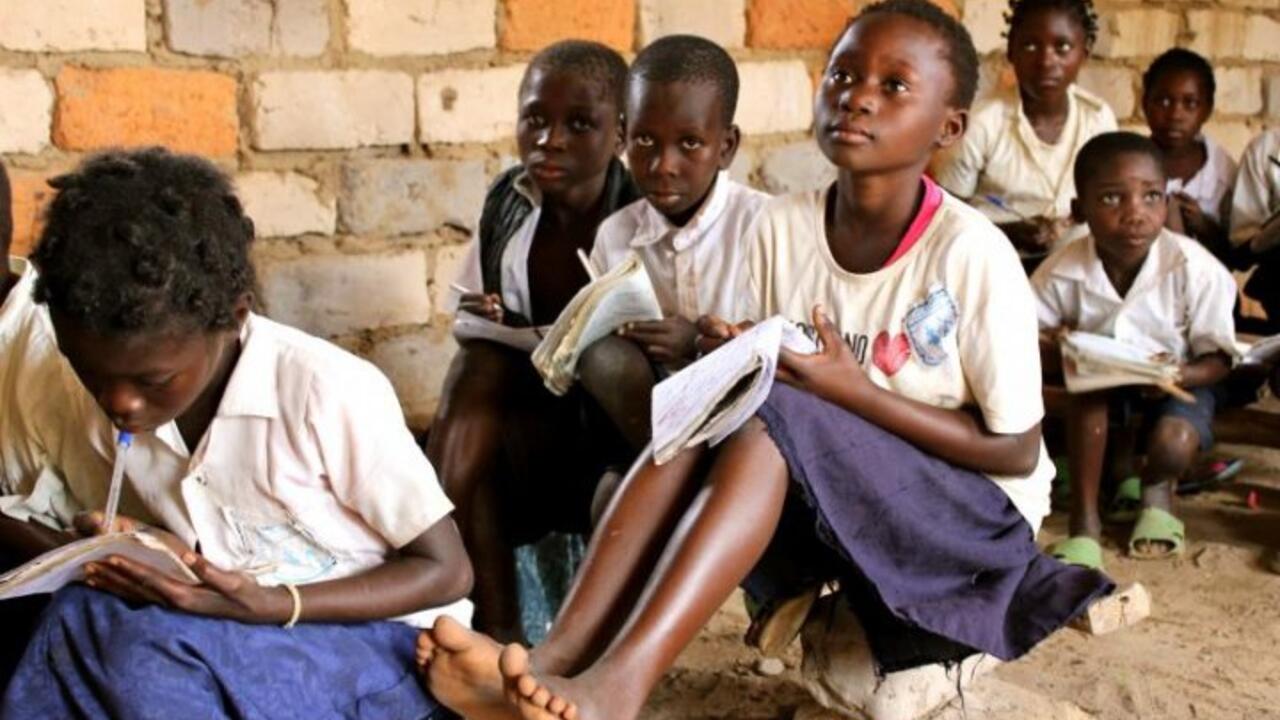 no education for girls picture