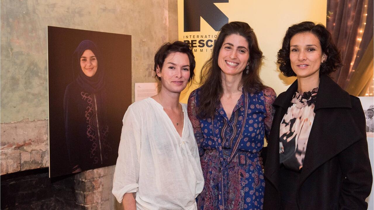 In Pictures: Game of Thrones actors join IRC for refugee exhibition ...