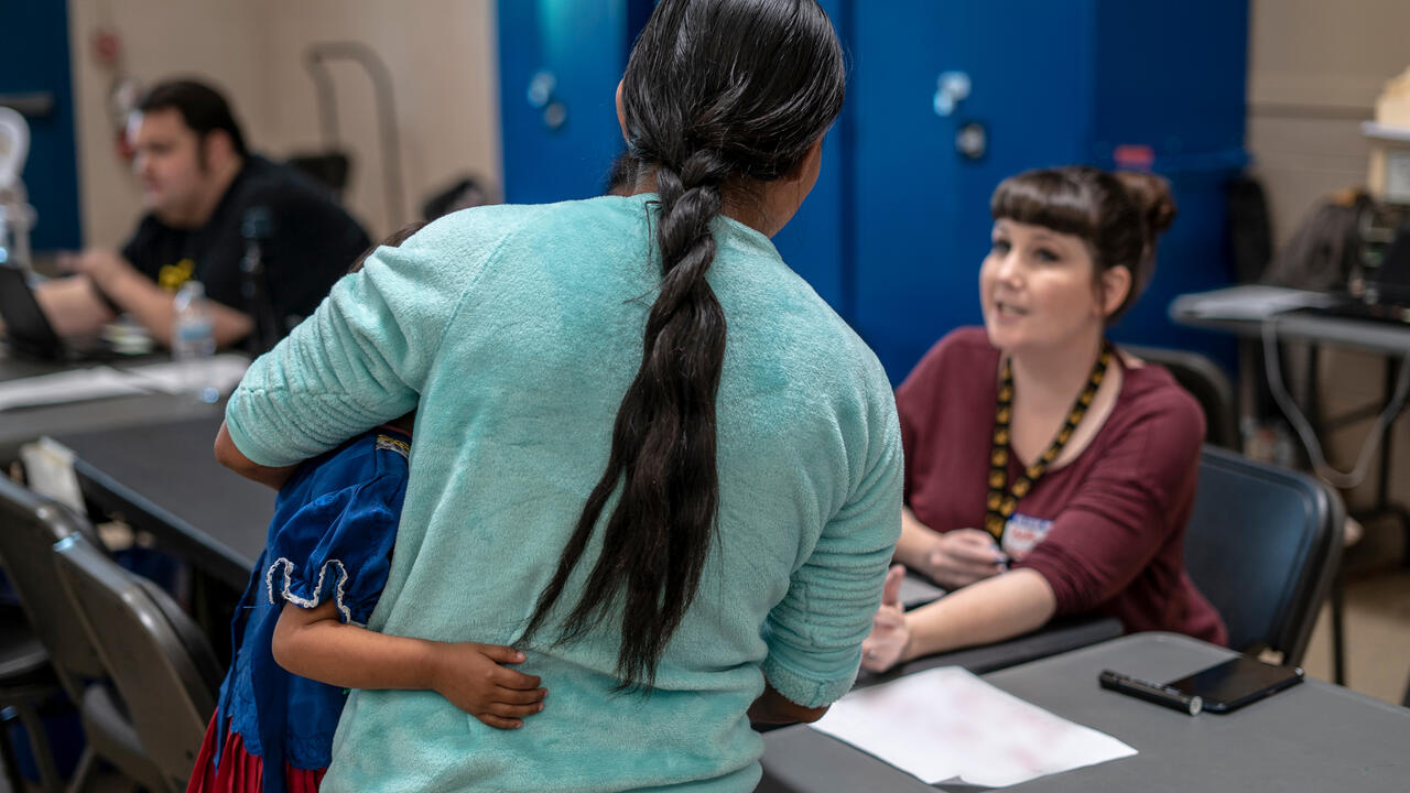 How can I help asylum seekers? | The IRC