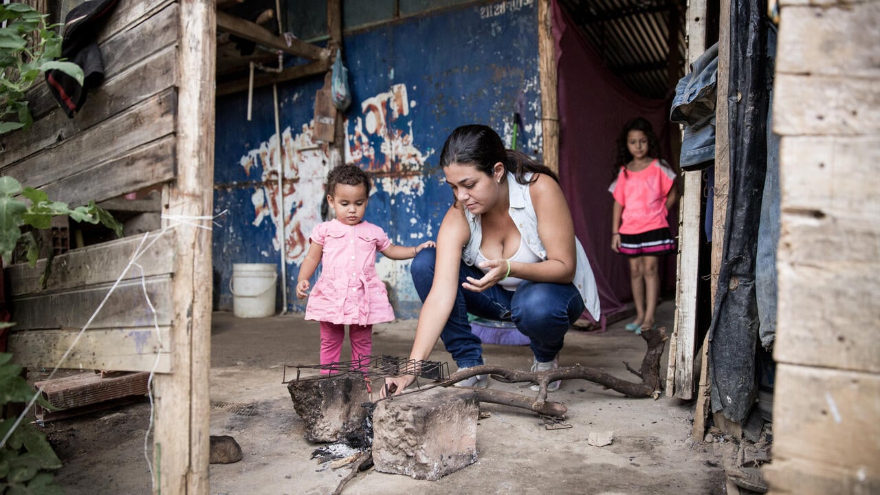 A day in the life of a Venezuelan mother | The IRC
