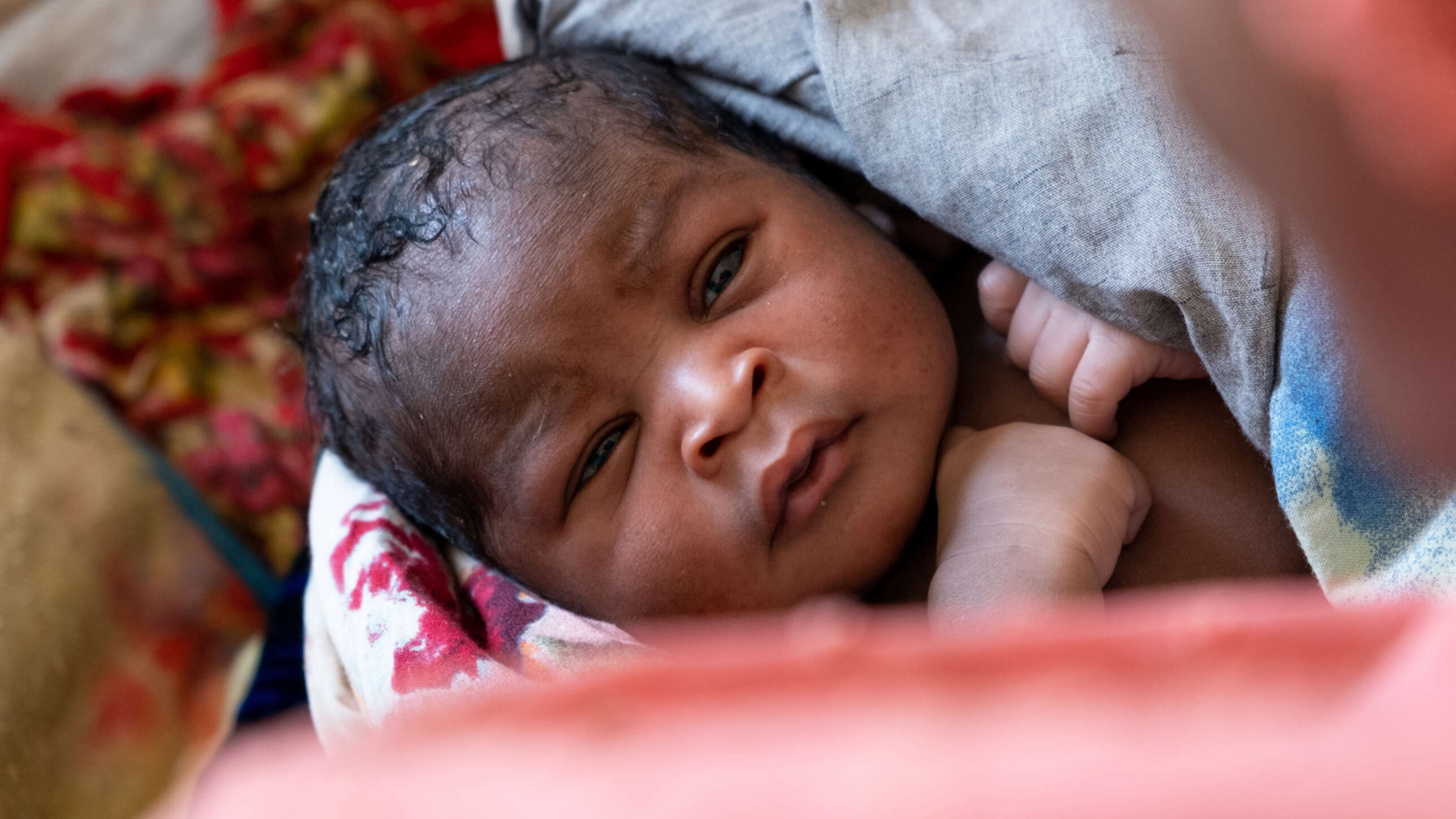 Föda barn i kris – så stöttar RESCUE gravida i krig och konflikt | RESCUE