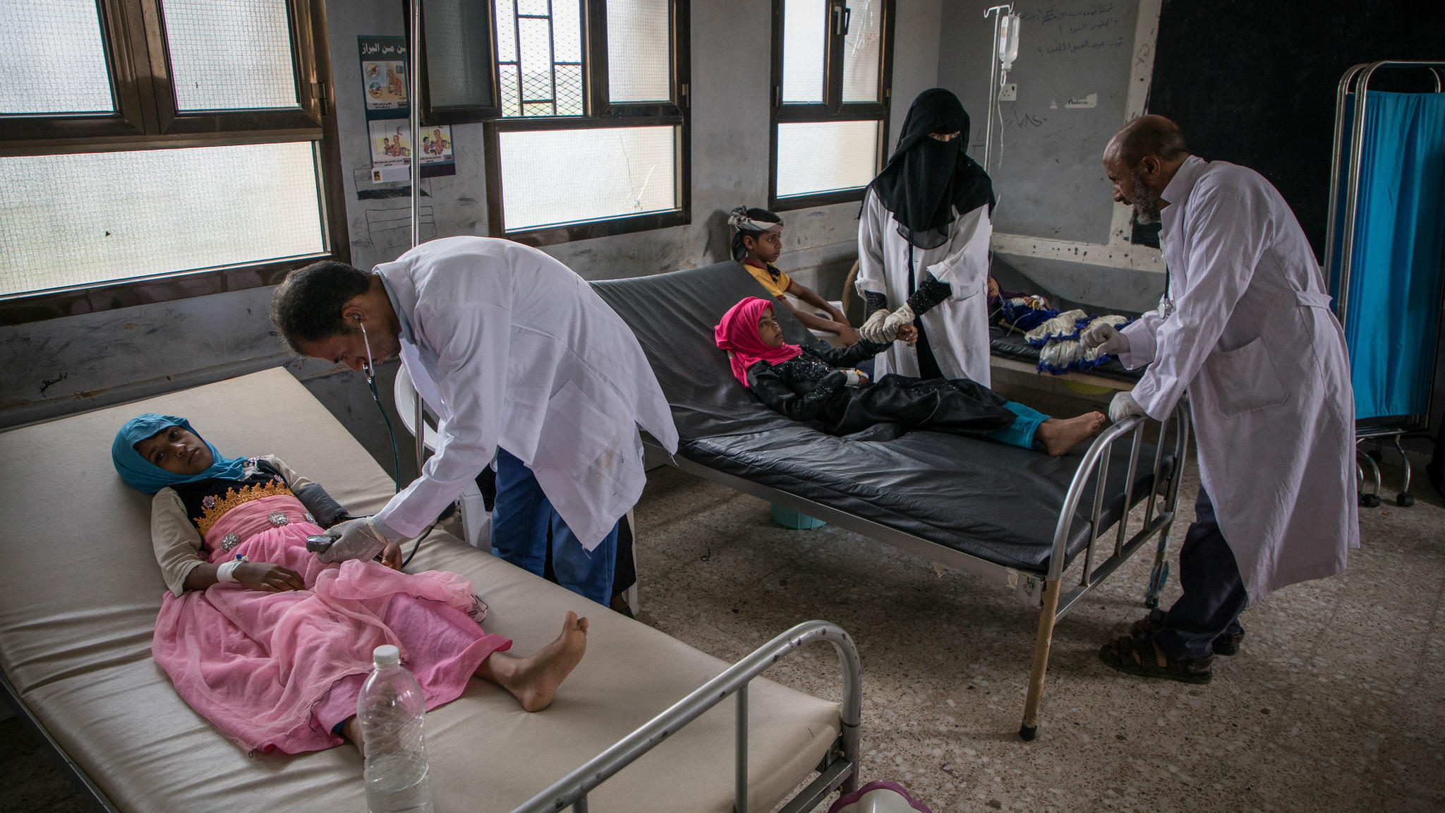 A village comes together to end cholera | International Rescue ...